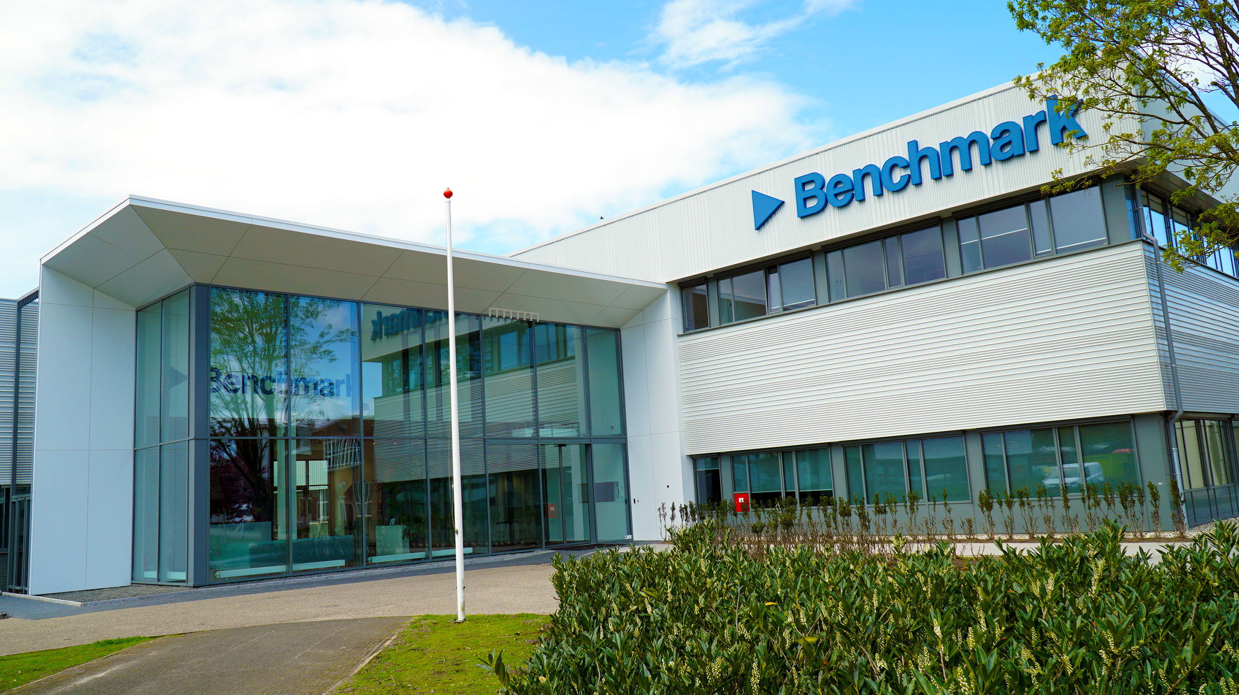 Meet the Benchmarkers